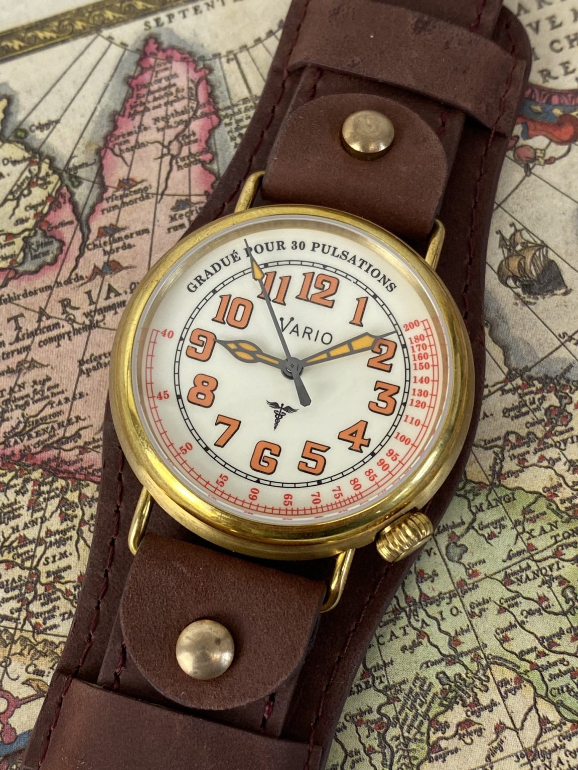 Vario 1918 Trench Medic - Watch Complications